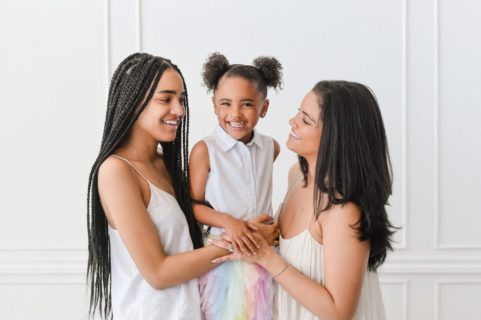 Classic Family Portraits - Los Angeles based photo studio, The Pod ...