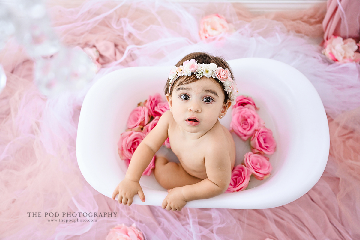 Mermaid First Birthday Cake Smash and Splash Portrait Session - Los ...